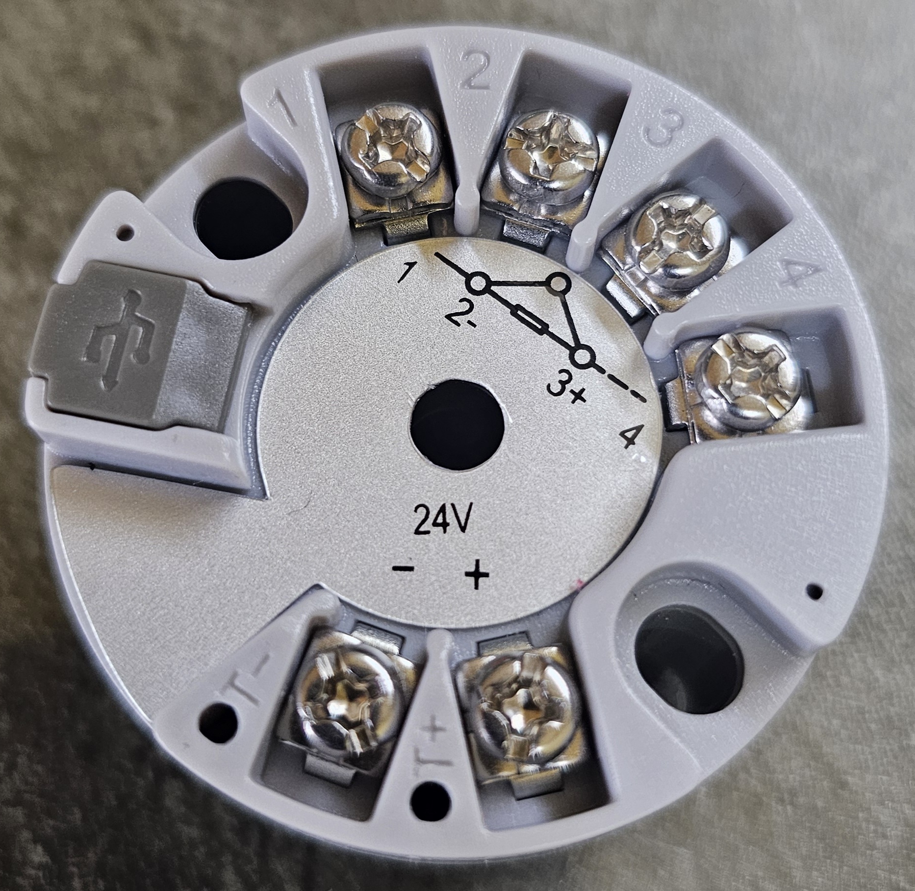 Temperature Transmitter – Charun Instruments
